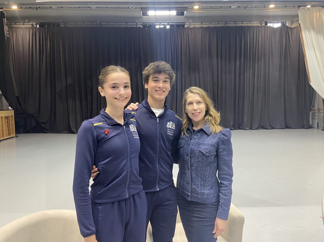 Being Brave, Curious, And Open – Leanne Benjamin Gives A Creative ...