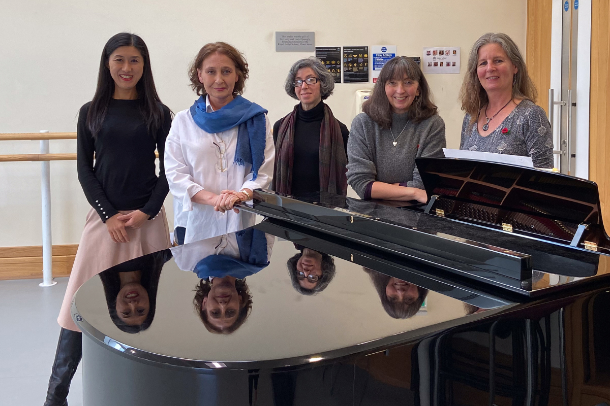 World Pianist Day – Q&A With Royal Ballet School Pianists Liz, Tracey ...