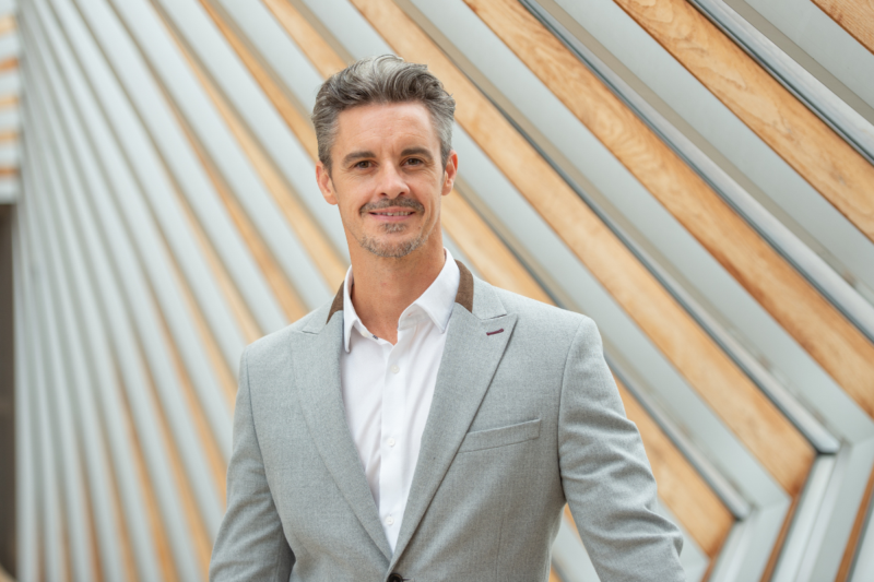 Da studente a direttore artistico, il viaggio di Iain Mackay attraverso la scuola - The Royal ...